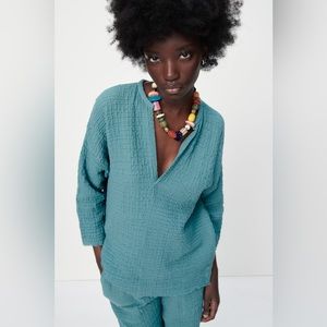 Zara | Tops | Zara Textured Top | Poshmark